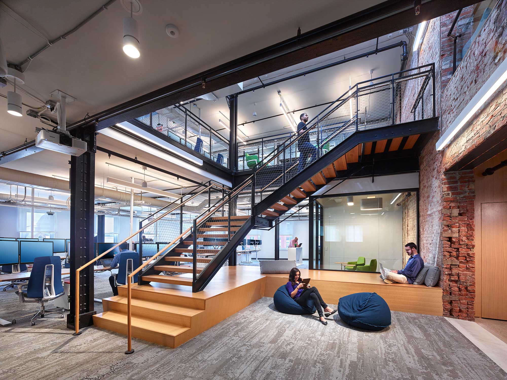 numo headquarters 2.0 - AE7